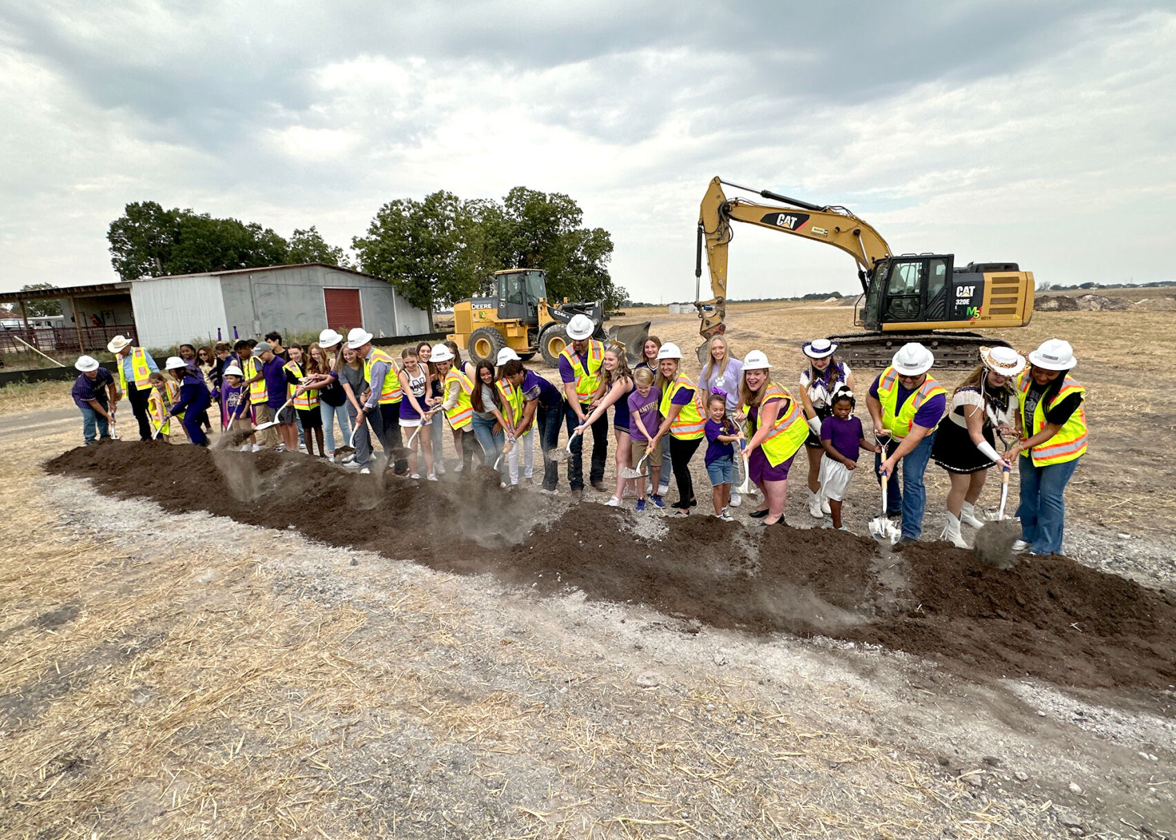 Navarro board, staff, students break ground on new high school | News ...