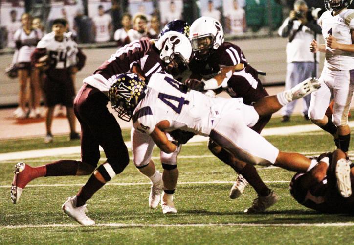 Moving on: Navarro gets huge plays from defense, special teams to hold ...