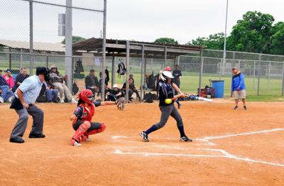 Battle of the Bats brings softball teams to Seguin | News ...