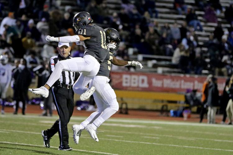 Seguin Matadors vs Austin LBJ | Photo Galleries | seguingazette.com