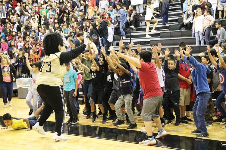 Youngsters let pep shine at rally for STAAR | News | seguingazette.com
