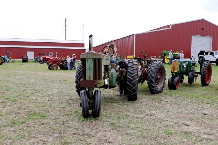 Tri-County Tractor Pull | Photo Galleries | seguingazette.com