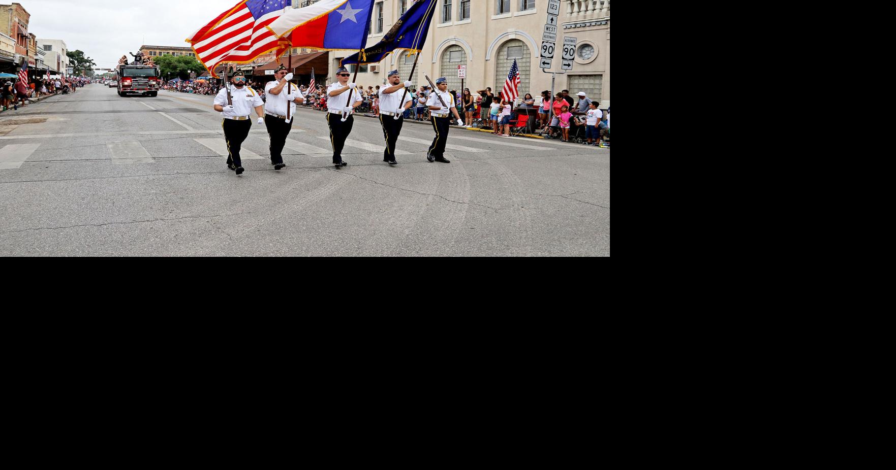 2019 Biggest Small Town Fourth of July Parade | Photo Galleries ...