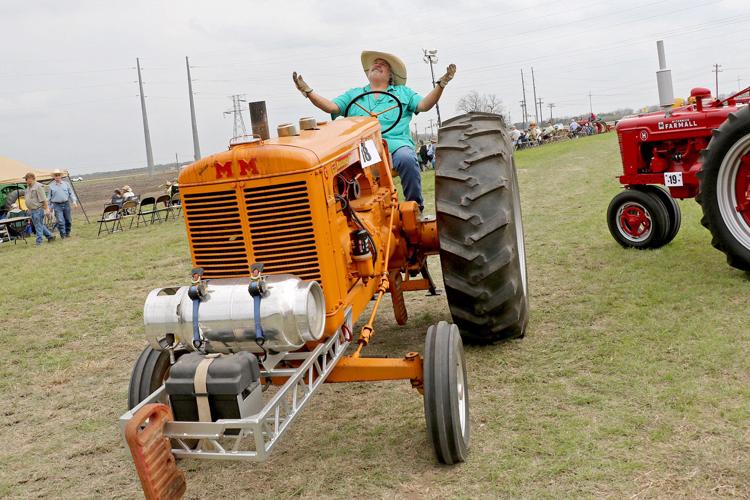 Tri-County Tractor Pull | Photo Galleries | seguingazette.com