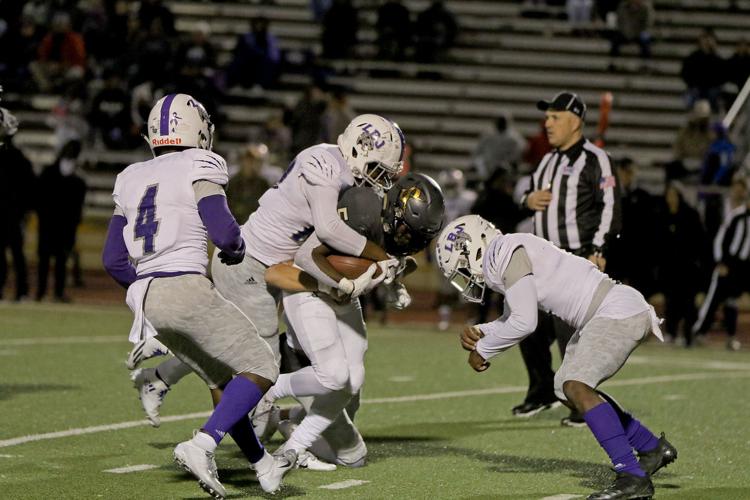 Seguin Matadors vs Austin LBJ | Photo Galleries | seguingazette.com