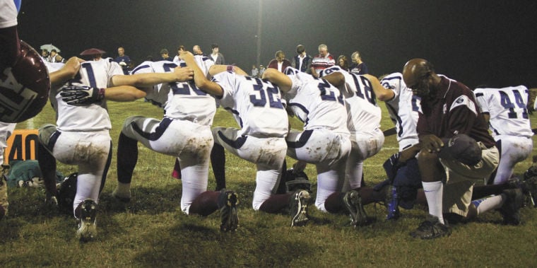 Lifegate honors Tate with pre-game ceremony | News | seguingazette.com