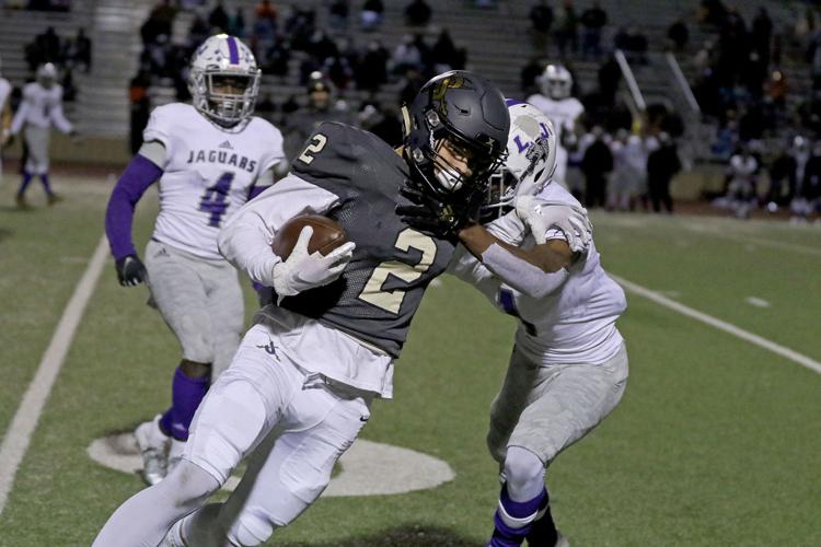Seguin Matadors vs Austin LBJ | Photo Galleries | seguingazette.com