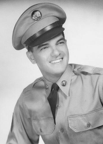 James Edward Reininger | Obituaries | seguingazette.com