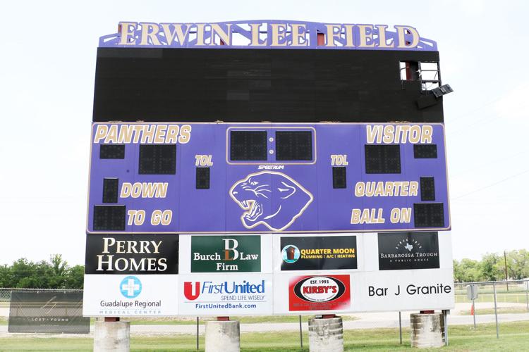 Fire damages Navarro High scoreboard | Alert | seguingazette.com