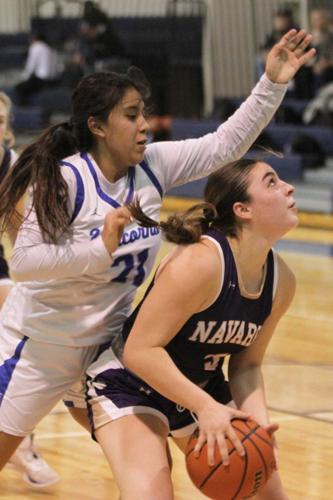 Lady Panthers fail to corral Lady Unicorns | Sports | seguingazette.com