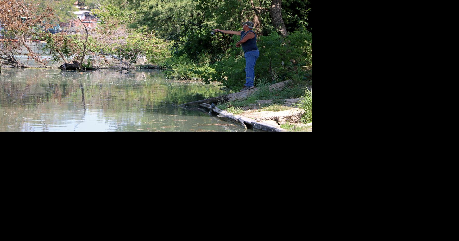 Judge hits pause on lake drain | Alert | seguingazette.com