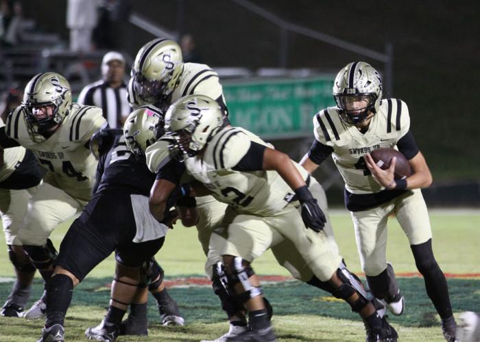 Matadors’ final drive comes up short in Bi-District loss to Dragons ...