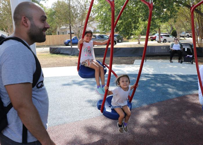 Community celebrates rededication of Bauer Park | News | seguingazette.com