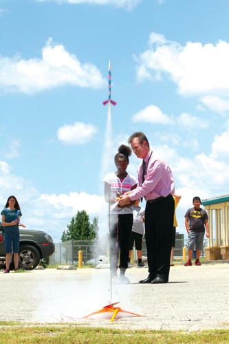Students learn principles of flight at ‘Blast Off’ day camp | News ...
