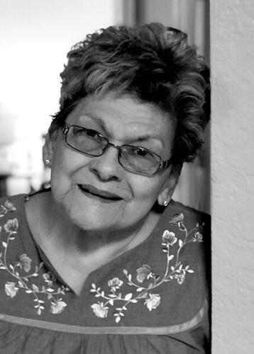 Mary L. Reyes | Obituaries | seguingazette.com
