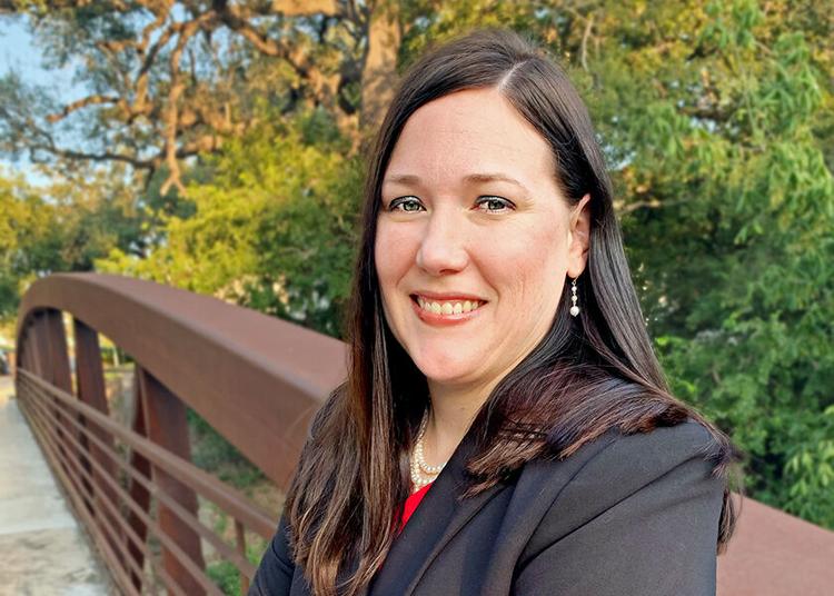 Abbott appoints judge to court created last year | News | seguingazette.com