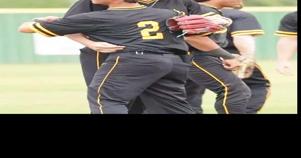 3 TLU baseball athletes receive all-district | Sports | seguingazette.com