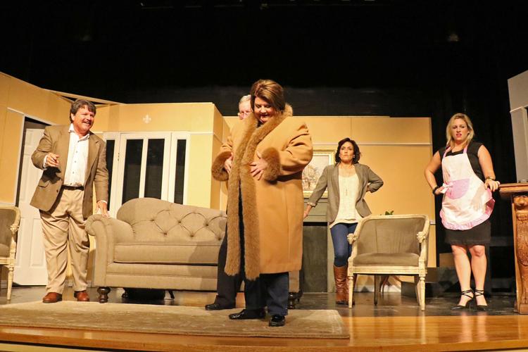 Texas Theatre players prepare for opening night | News | seguingazette.com