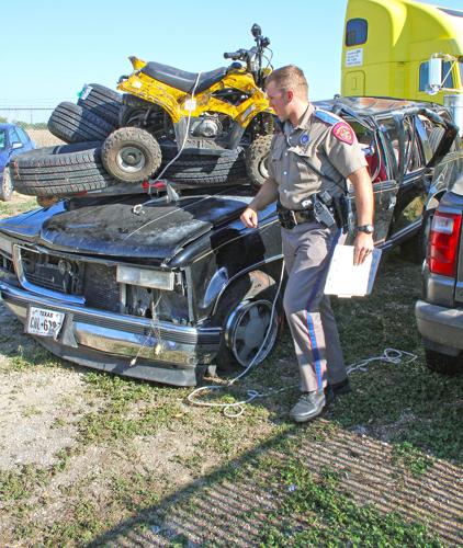 4 ejected, 2 dead in wreck | News | seguingazette.com