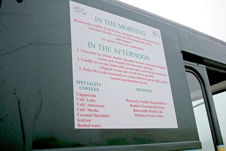 ROLLING RESTAURANT: Retired couple takes their love for good eats out ...