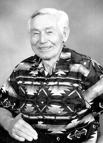 Leslie Max Harborth | Obituaries | seguingazette.com