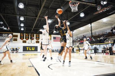 TLU Bulldogs capture wins over Pirates | Sports | seguingazette.com