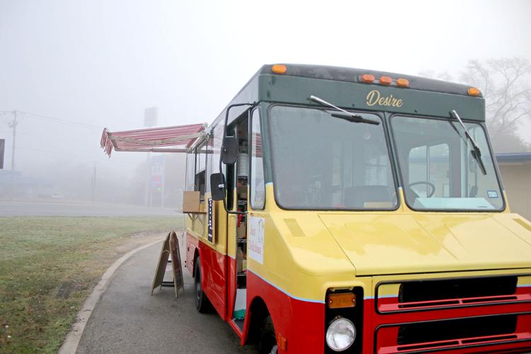 ROLLING RESTAURANT: Retired couple takes their love for good eats out ...