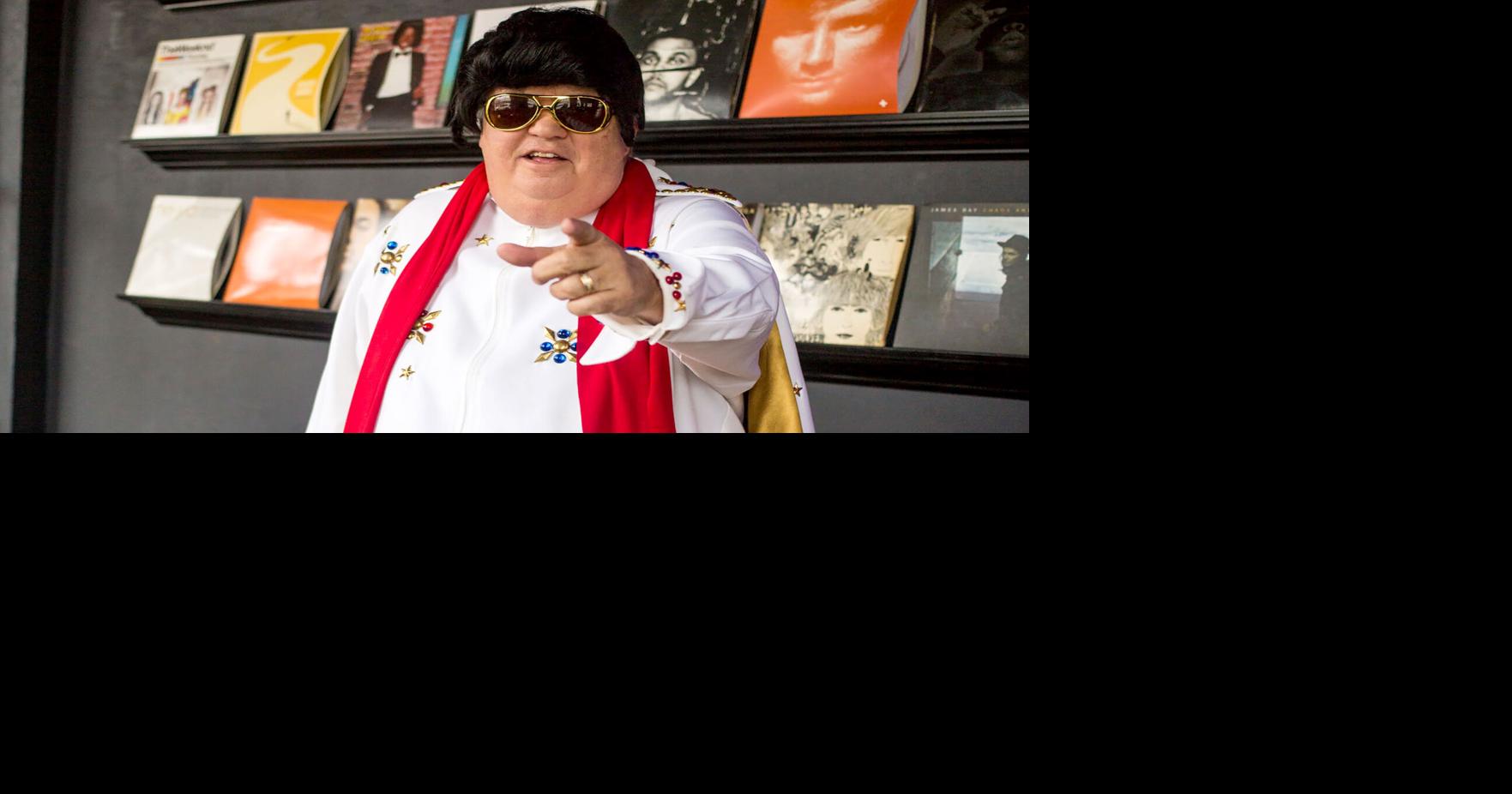 Elvis impersonator turns nuptials into a rock ’n roll extravaganza ...