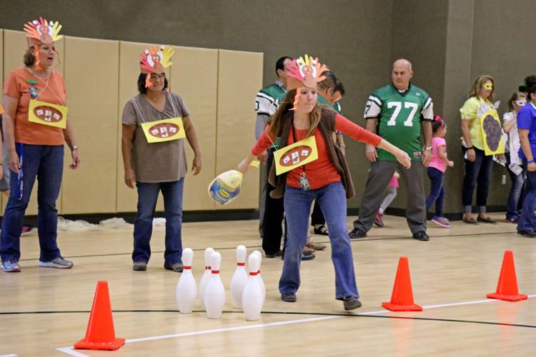 Wild turkeys: Marion ‘Turkey Bowl’ a strike at elementary school | News ...