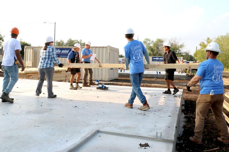 Habitat raises the walls on 50th, 51st houses | News | seguingazette.com