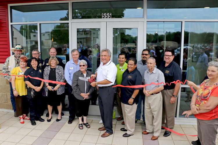 Seguin celebrates opening of new animal services shelter | News ...