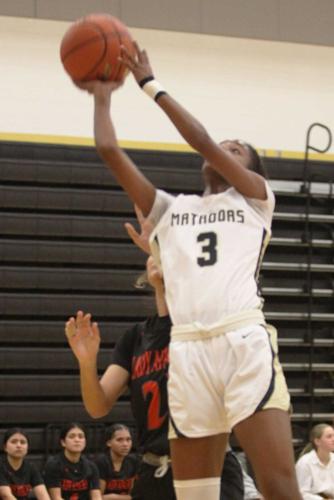 Shular, Zuniga and Missildine power Seguin past Gonzales, 47-39 ...