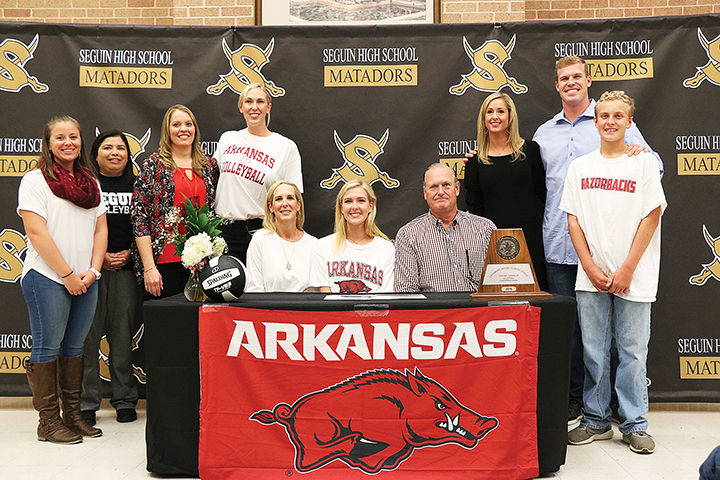 Seguin’s Abby Cheek signs to play DI volleyball despite injury | Sports ...