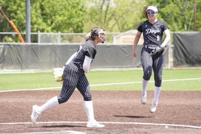 Bulldogs complete Centenary sweep with dramatic comeback | Sports ...