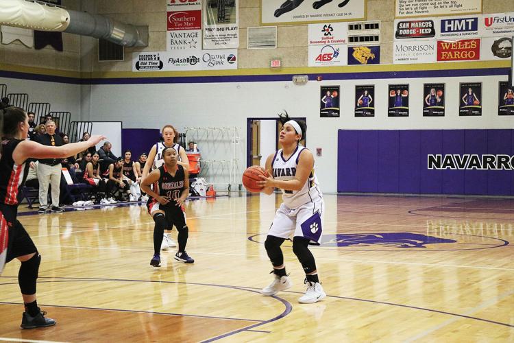 Navarro girls basketball team falls 66-54 to Gonzales Lady Apaches ...