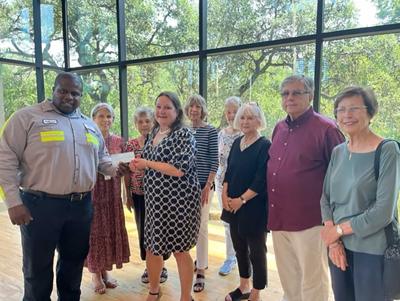 Former Seguin resident donates $160K to library | News | seguingazette.com