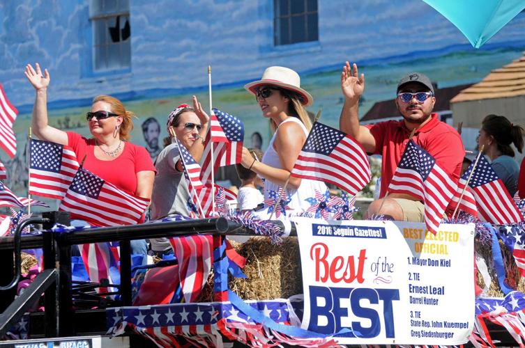 July Fourth parade draws thousands to downtown Seguin | News ...