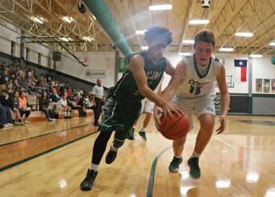 Marion stops skid, closes out Luling | Sports | seguingazette.com