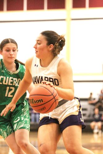 Navarro Lady Panthers defense silences Gobblers | Sports ...