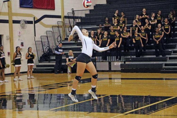 Seguin Lady Matadors vs Medina Valley Panthers | Sports | seguingazette.com
