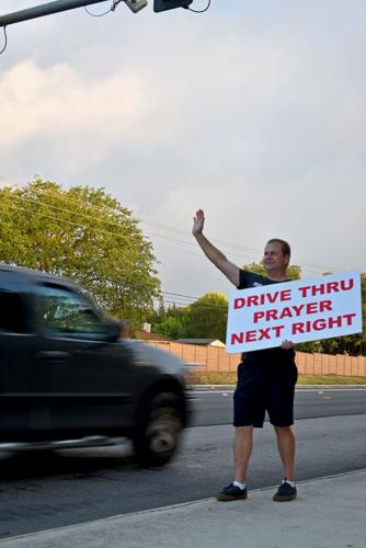 Church offers drive-thru prayers, encouragement | News | seguingazette.com