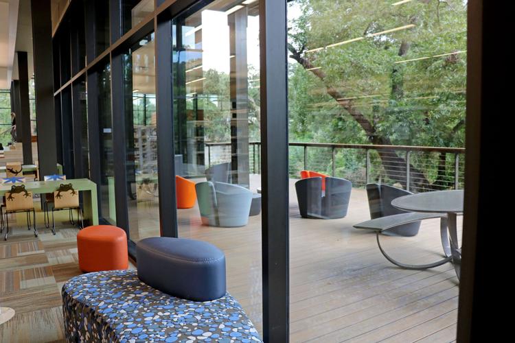 City prepares for opening of new, modern library | News | seguingazette.com