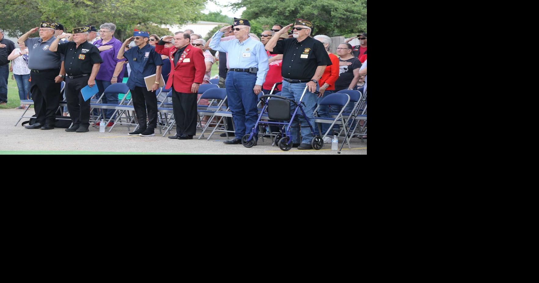 Never forget: Veterans, community honor Memorial Day with ceremony ...