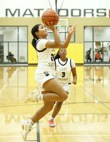 Lady Mats drop second-round district matchup to Burbank | Sports ...