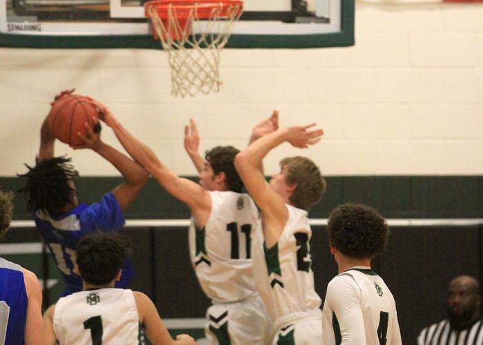 Bulldogs squeeze district victory from Ro-Hawks | Sports ...