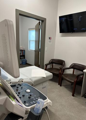 South Texas Pregnancy Care Center cuts ribbon opening new office | News ...