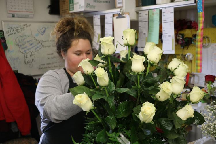 Valentine’s Day spending on the rise | News | seguingazette.com