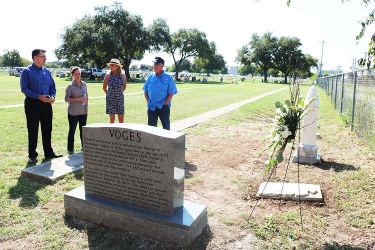 Reinterred ancestors honored with monument | News | seguingazette.com