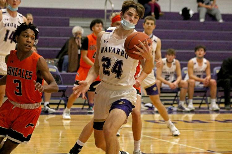 Last-second layup sinks Panthers’ first district game | Sports ...