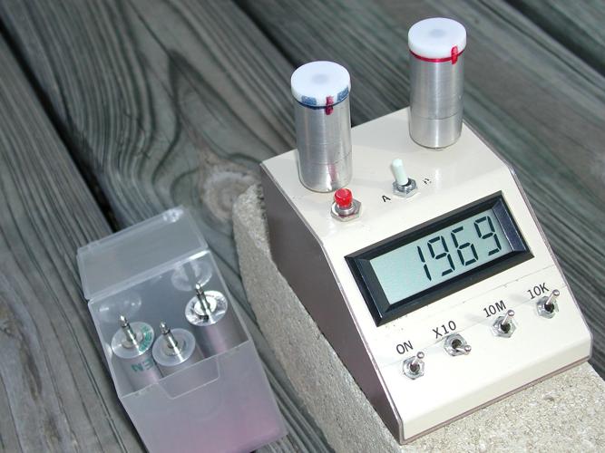 Scientist Captures and Chronicles Breathtaking Sunsets in Atmospheric ...